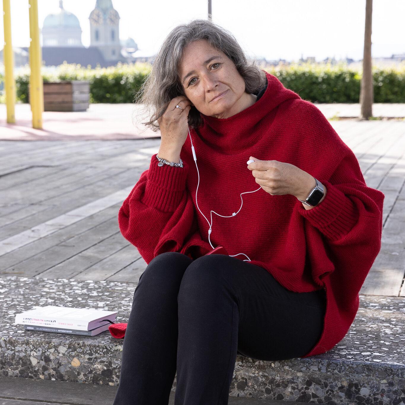 Hallo ich bin Beatrice Wespi 🐝 - Beziehungs- und Business-Coach